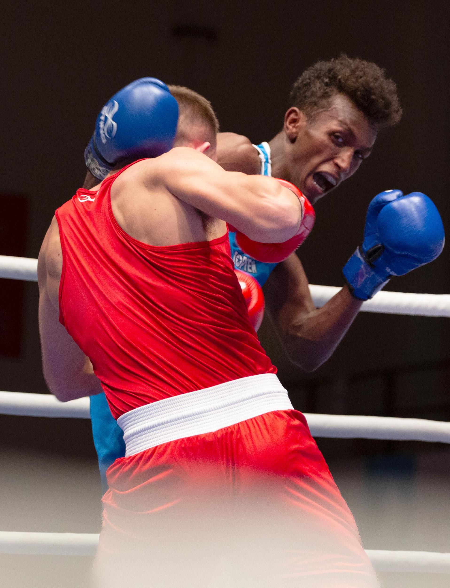 Kolme turnausvoittoa Tammerista - Suomen Nyrkkeilyliitto Ry